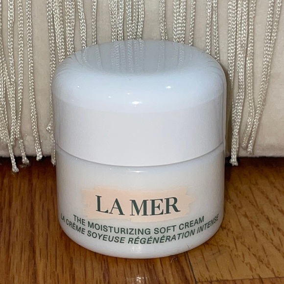 La Mer | Skincare | New La Mer The Moisturizing Face Cream | Poshmark